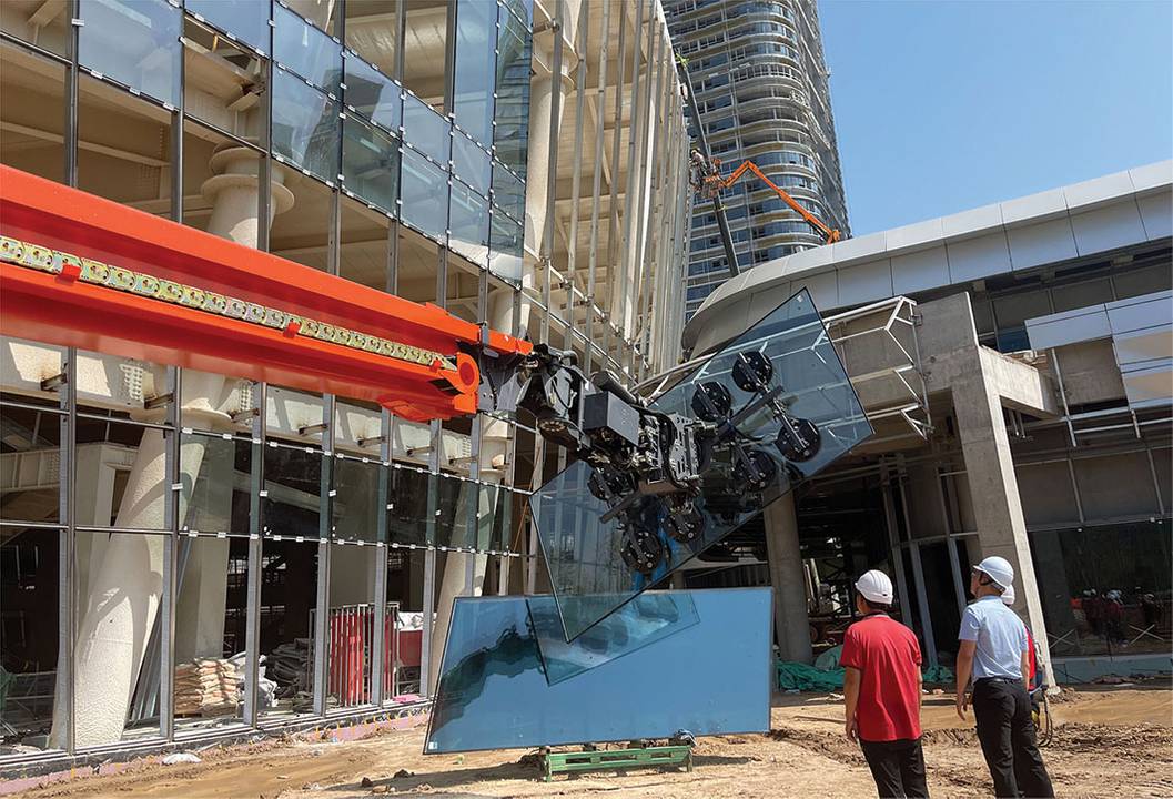 Dingli BT2615ERTGS electric glass attachment boom lift